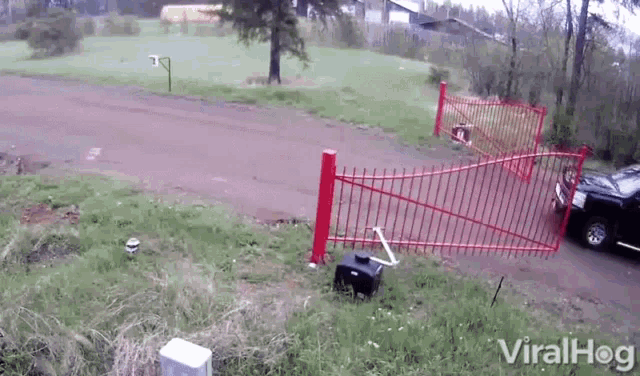 Gate Crash Break Gate Gatecrash Breakgate Truckfail Discover And Share S