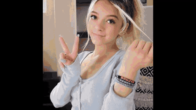 Coco Quinn Ruby Rose Turner Cocoquinn Rubyroseturner Molnar Discover And Share S