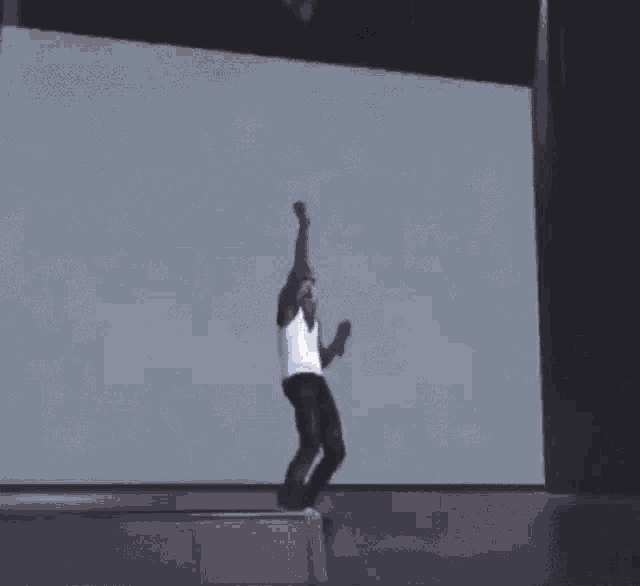 Jordan Carter Dancing On Stage Jordan Carter Dancing On Stage Discover And Share S